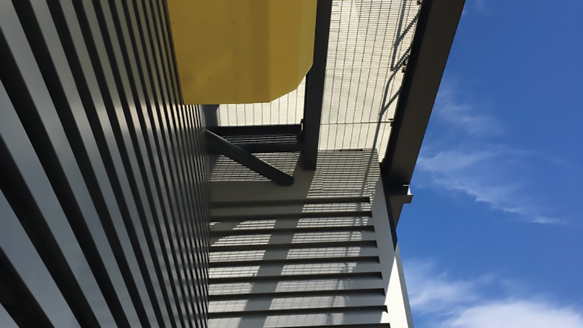 Continuous line acoustic louvre system and supporting steelwork | Caice